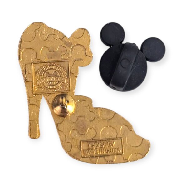 Disney | Jewelry | Snow White And The Seven Dwarfs Disney Pin Princess ...
